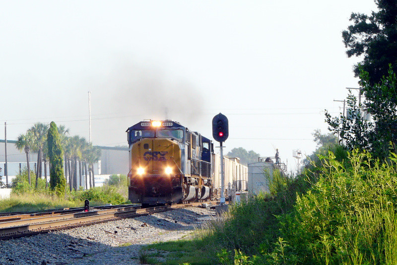 CSX 4695